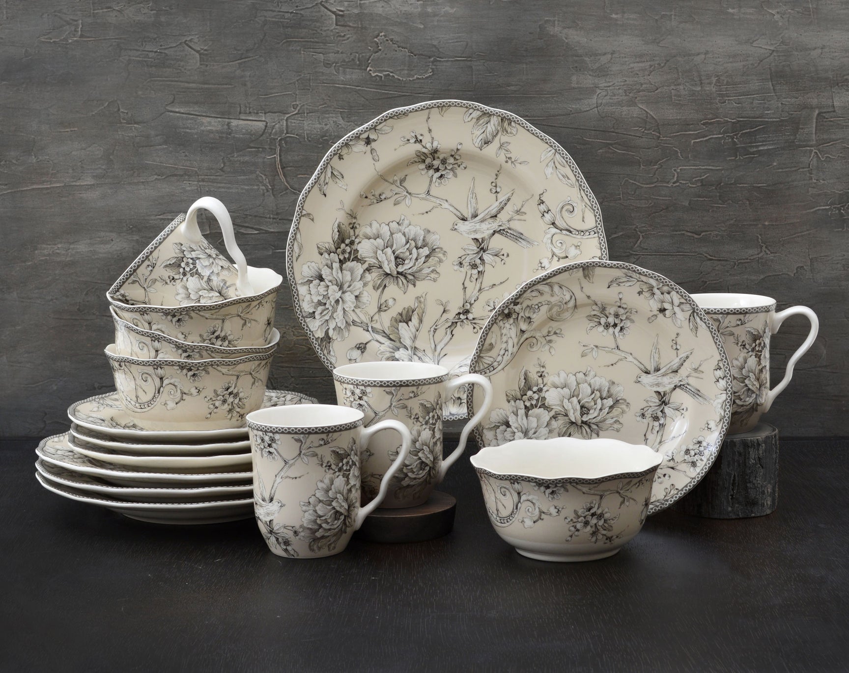 Adelaide Antique White 16 Piece Dinnerware Set – 222fifth.com