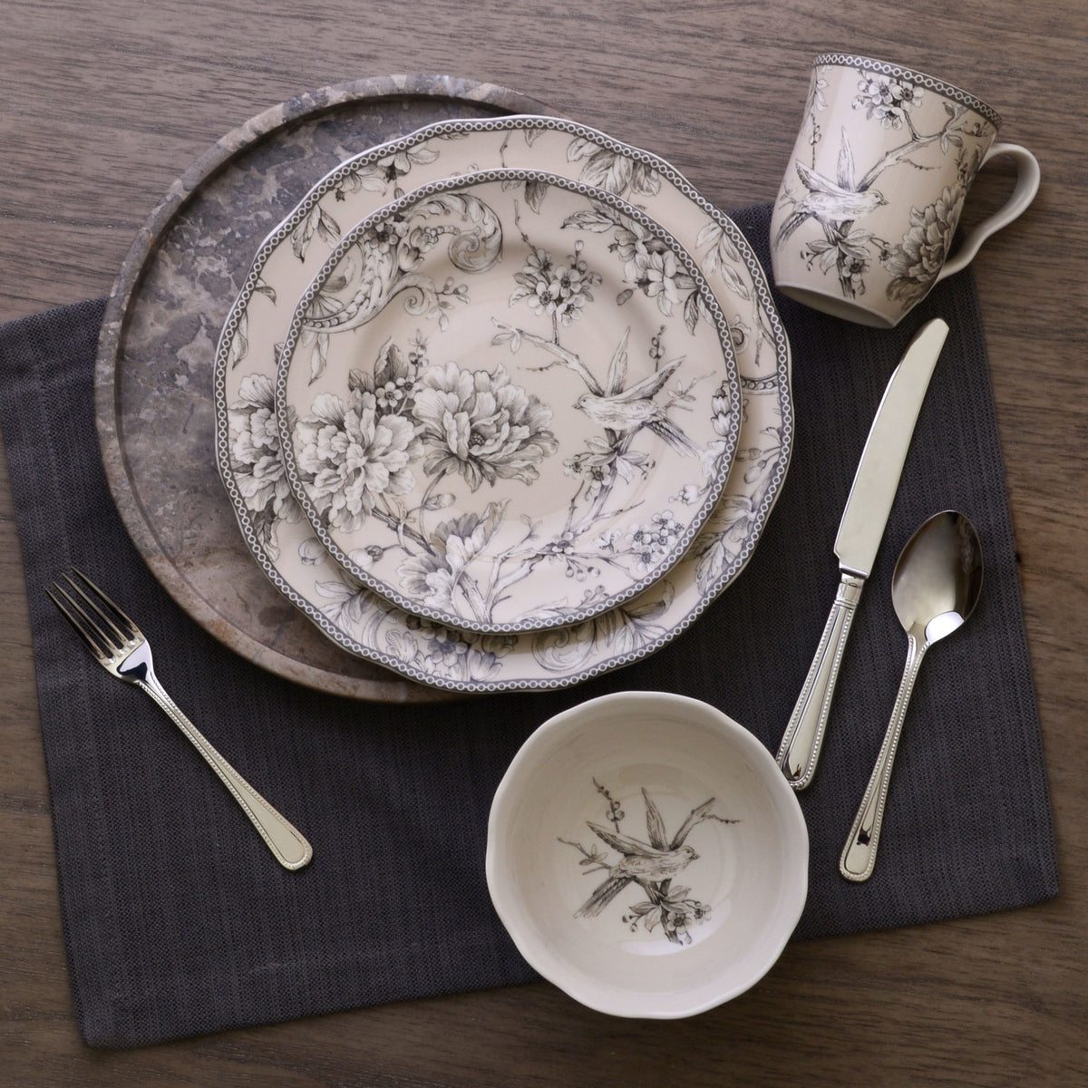 Adelaide Antique White 16 Piece Dinnerware Set – 222fifth.com